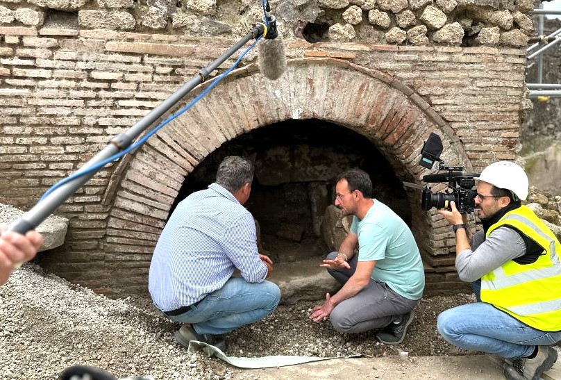 The buried secrets of Pompeii reveal new truths in OU/BBC programme ...