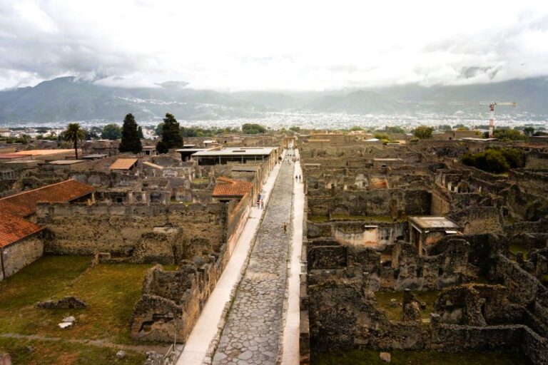 The buried secrets of Pompeii reveal new truths in OU/BBC programme ...